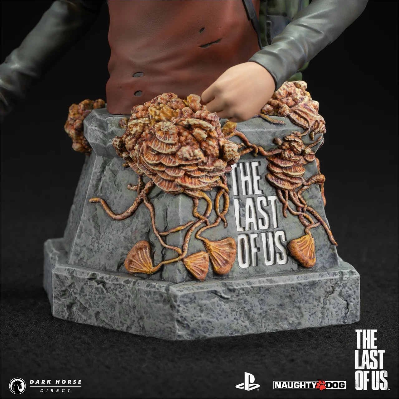 Dark Horse The Last of Us Ellie With Switchblade Bust – The Last of Us ...